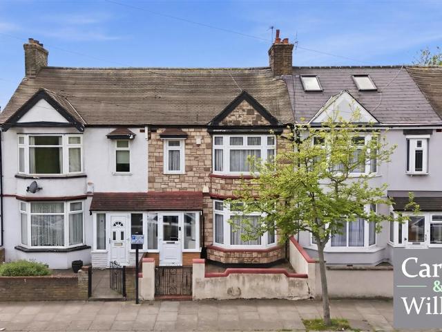 Apartment at Monmouth Road, Greater London