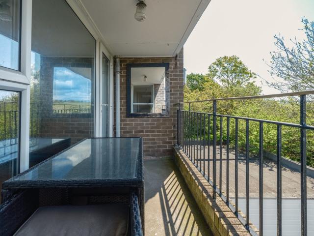 Apartment at Montagu Avenue, Newcastle upon Tyne