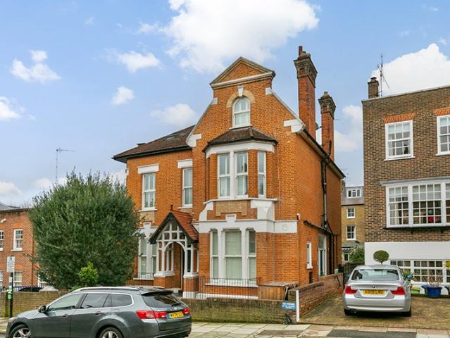 Apartment at Montague Road, Greater London