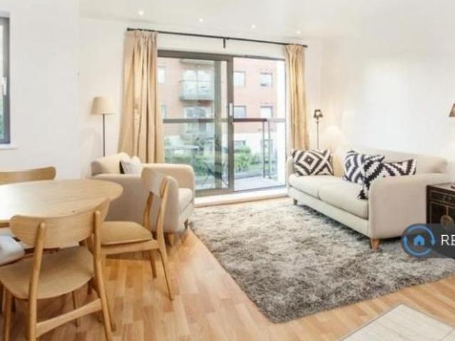 Apartment at Montaigne Close, City of Westminster