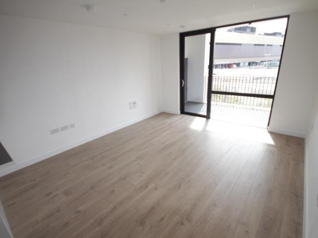 Apartment at Montfichet Road, Greater London