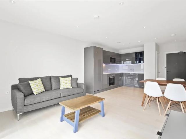 Apartment at Montfichet Road, Greater London