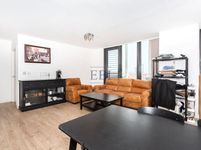 Apartment at Montfichet Road, Greater London