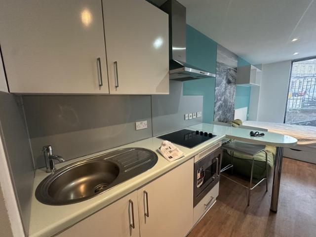 Apartment at Montgomery Street, City of Edinburgh