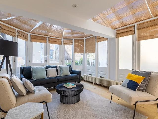 Apartment at Montpelier Place, City of Westminster