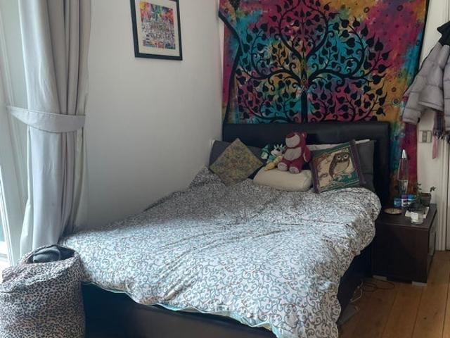 Apartment at Montrell Road, Greater London