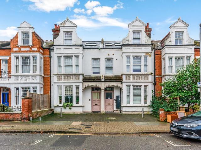Apartment at Montserrat Road, Greater London