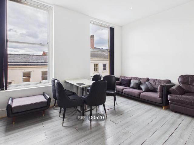 Apartment at Monument Bridge, Hull