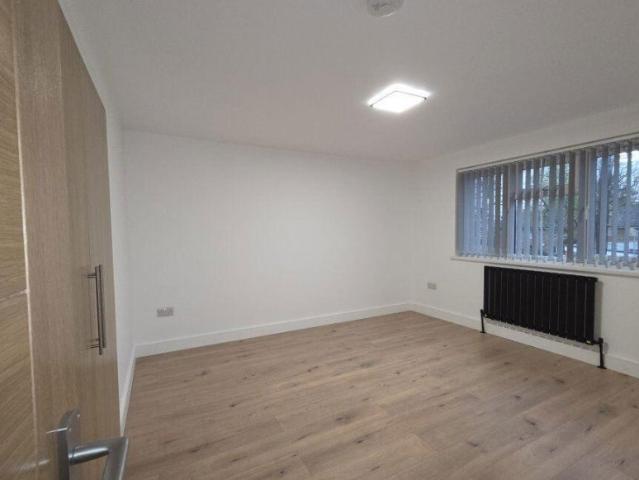 Apartment at Moody Road, Oxford
