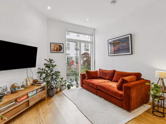 Apartment at Moon Street, Greater London