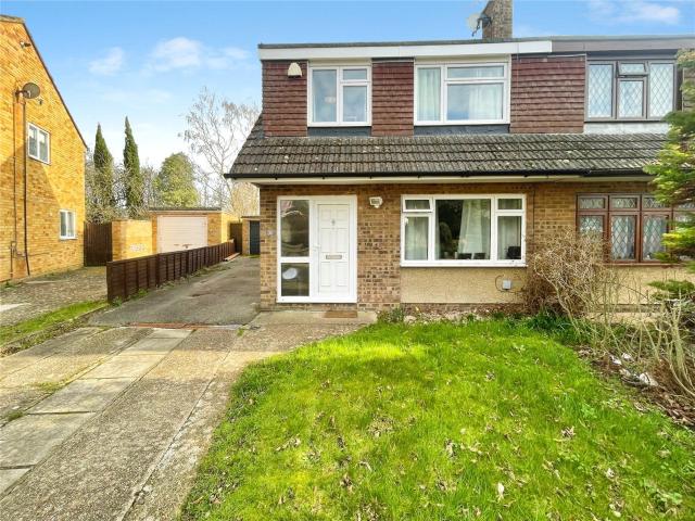 Apartment at Moore Grove Crescent, Borough of Runnymede