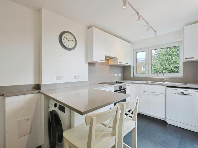 Apartment at Moore Park Road, Greater London