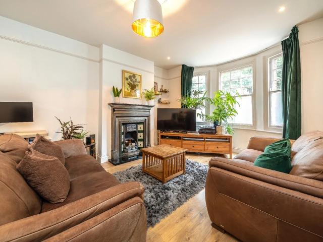 Apartment at Morat Street, Greater London