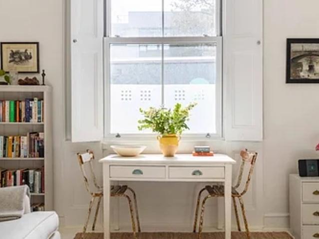 Apartment at Moreton Street, City of Westminster