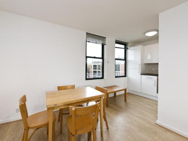 Apartment at Moreton Street, City of Westminster