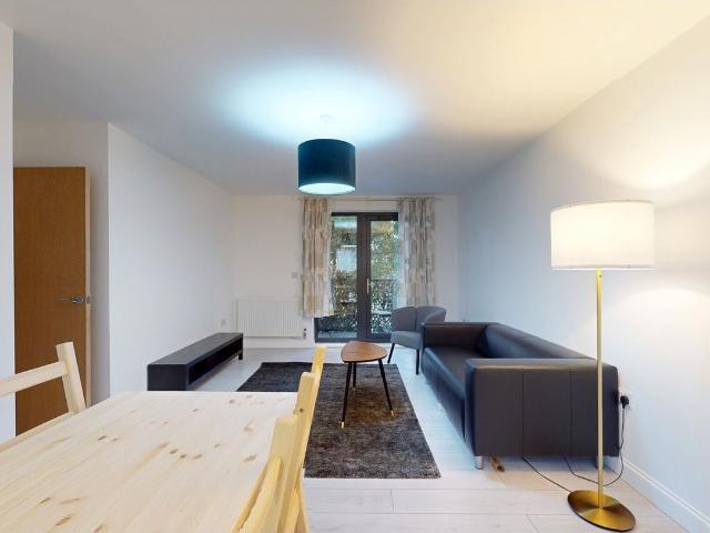 Apartment at Mornington Close, Greater London