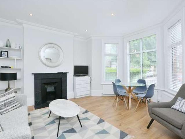 Apartment at Morshead Road, City of Westminster