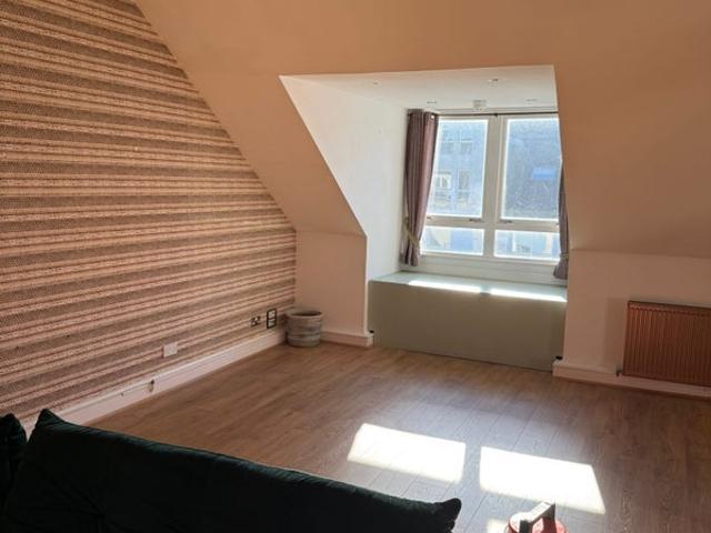 Apartment at Morrison Street, Glasgow