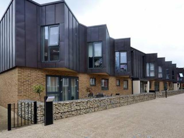 Apartment at Morton Road, Greater London