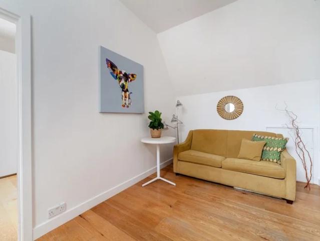 Apartment at Mortimer Street, City of Westminster
