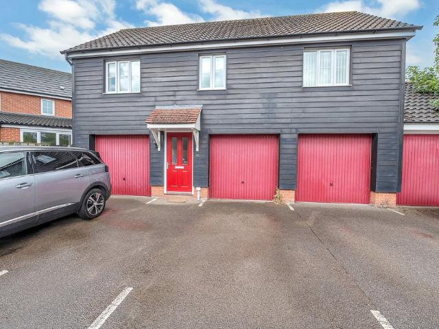 Apartment at Mortimer Road, West Suffolk