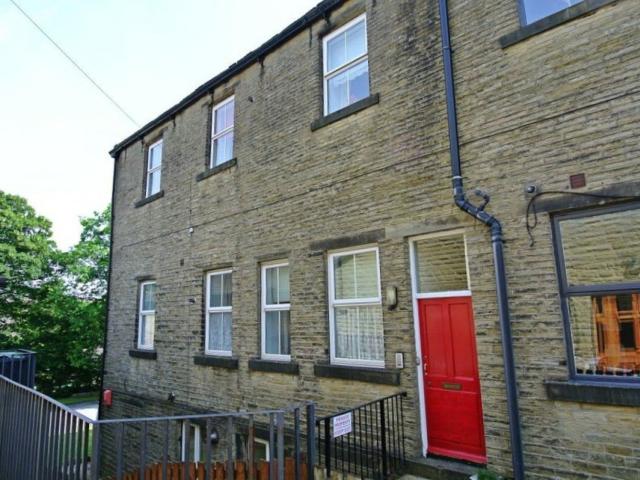 Apartment at Matthew Lane, Kirklees
