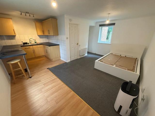 Apartment at Matthews Close, Greater London