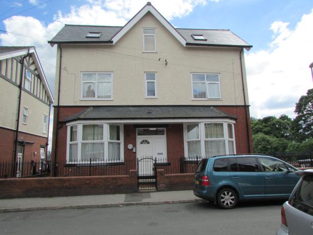 Apartment at Maud Avenue, Leeds