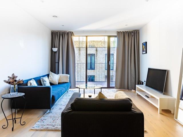 Apartment at Maurice Browne Avenue, Greater London