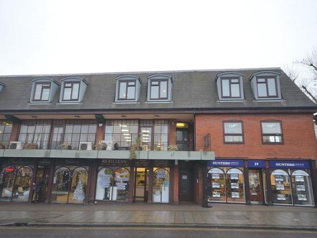 Apartment at Mavis Grove, Greater London