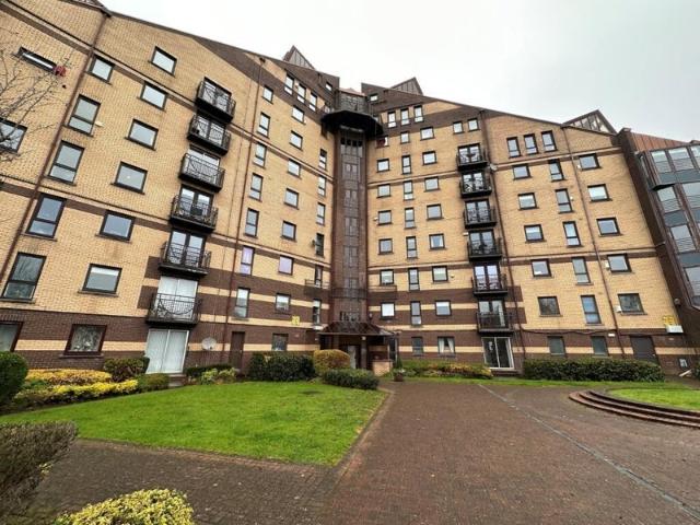 Apartment at Mavisbank Gardens, Glasgow