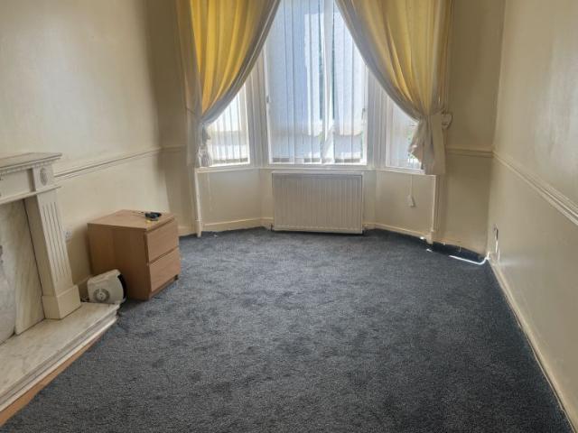 Apartment at Maxwell Drive, Glasgow