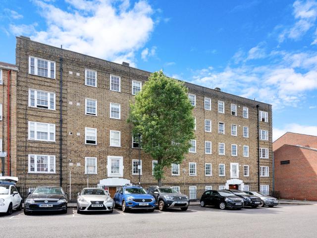 Apartment at Maygood Street, Greater London