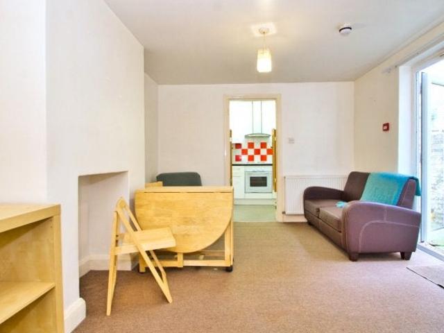 Apartment at Maygrove Road, Greater London