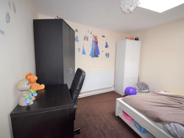 Apartment at Mayesbrook Road, Greater London