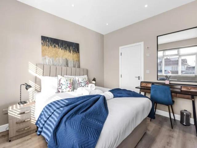 Apartment at Mayfield Avenue, Southend on Sea