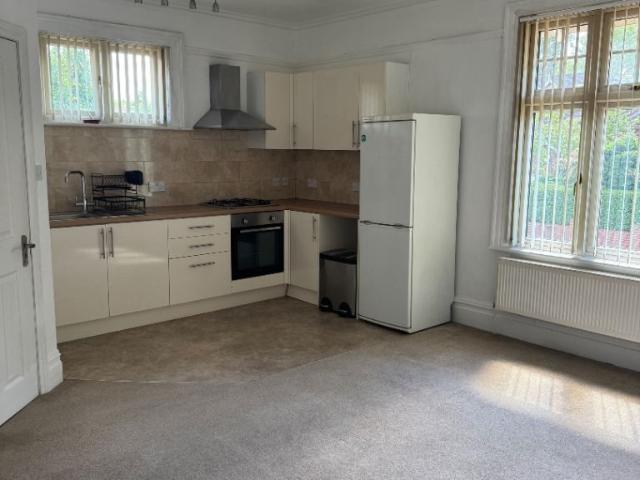 Apartment at Mayfield Road, Elmbridge