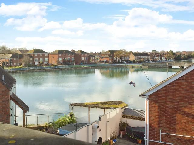 Apartment at Mayfield Road, Gosport