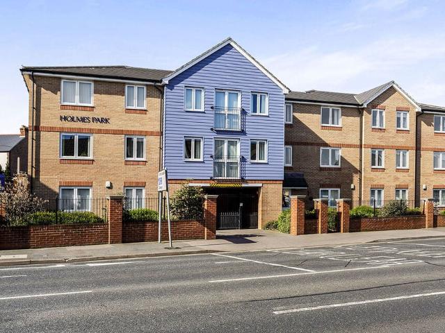 Apartment at Maylands Avenue, Portsmouth
