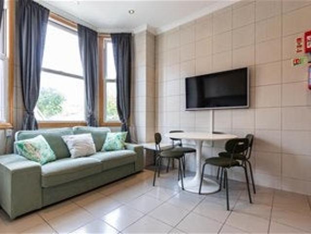 Apartment at Mazenod Avenue, Greater London
