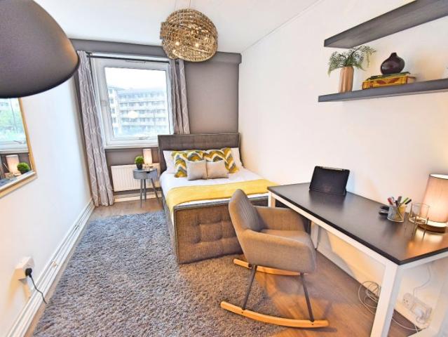 Room at Mace Street, Greater London