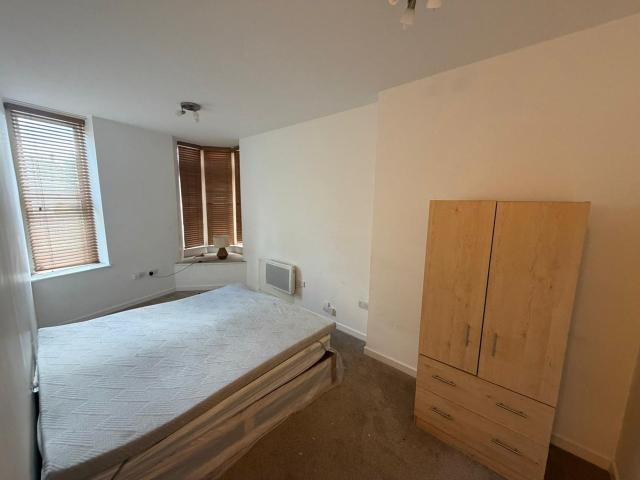 Apartment at Mackenzie Road, Greater London
