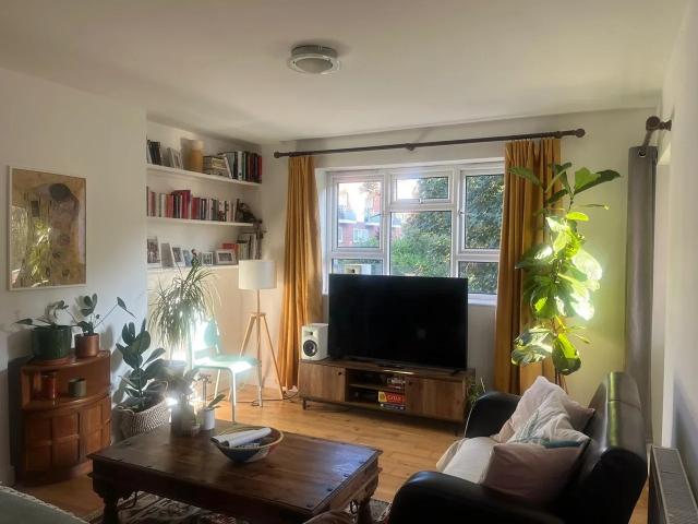 Apartment at Mackie Road, Greater London