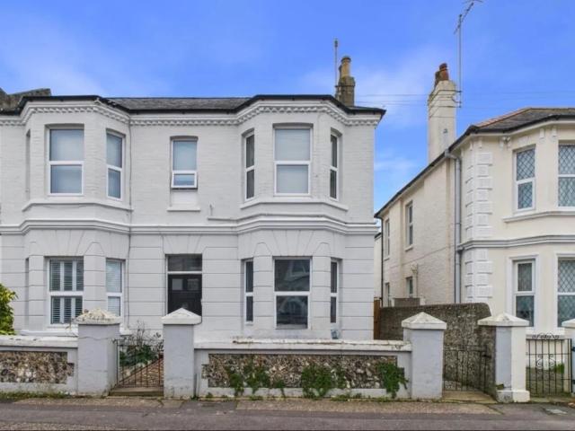Apartment at Madeira Avenue, Worthing