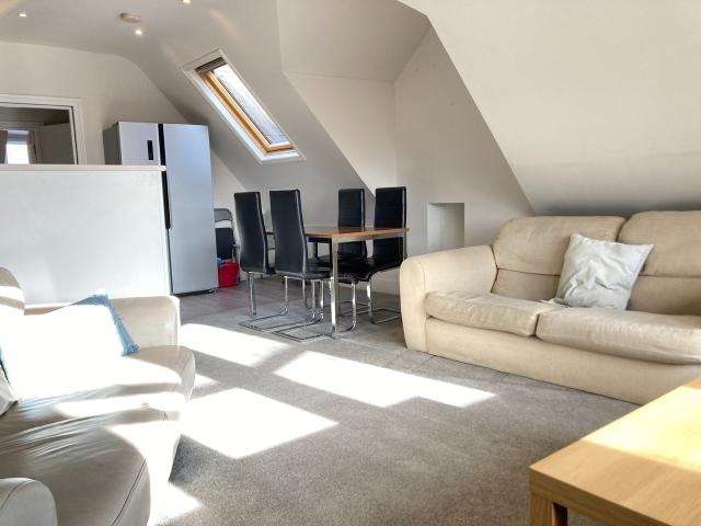 Apartment at Madeley Road, Greater London
