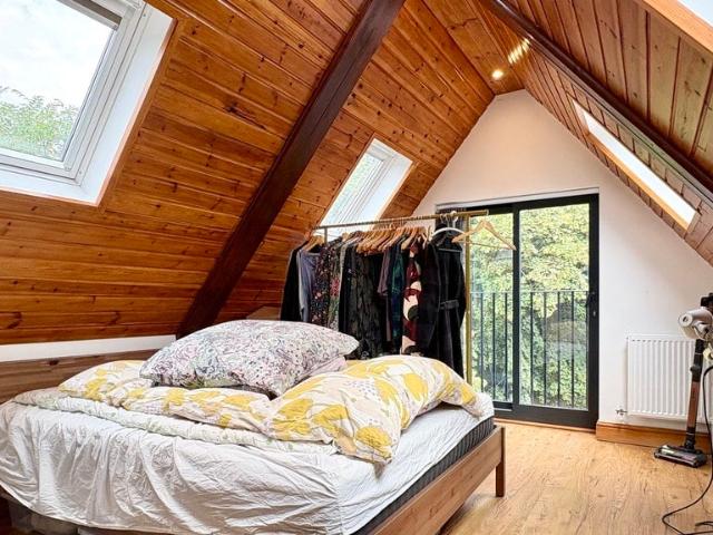 Apartment at Madeley Road, Greater London