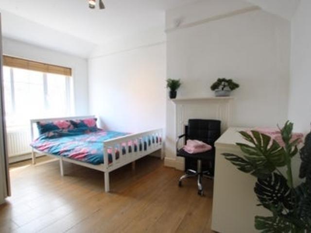 Apartment at Mafeking Road, Brighton
