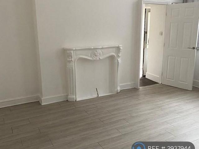Apartment at Magdala Road, Nottingham