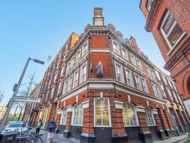 Apartment at Magdalen Street, Greater London