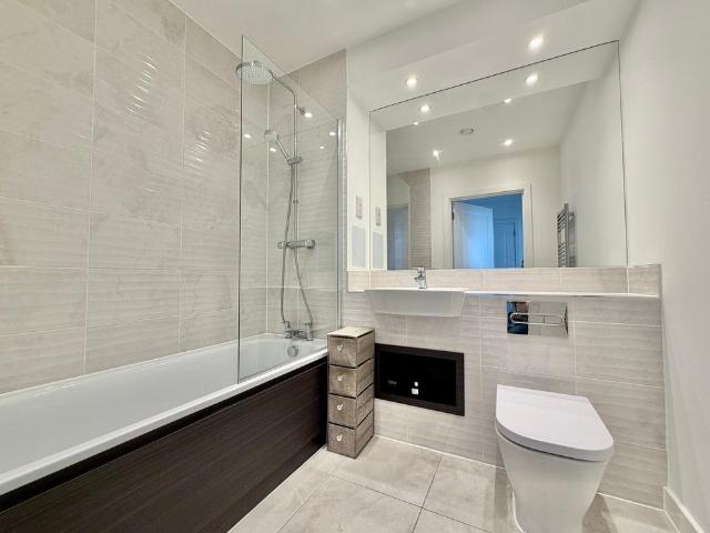 Apartment at Mahindra Way, Greater London